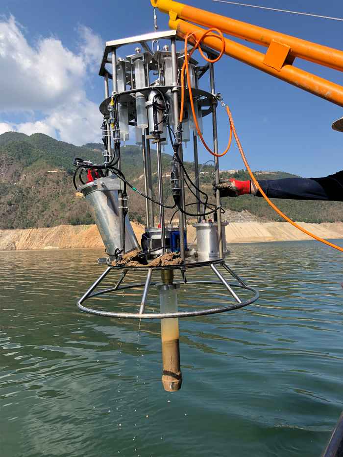 Dams in the upper Mekong river transform nutrient release downstream ...